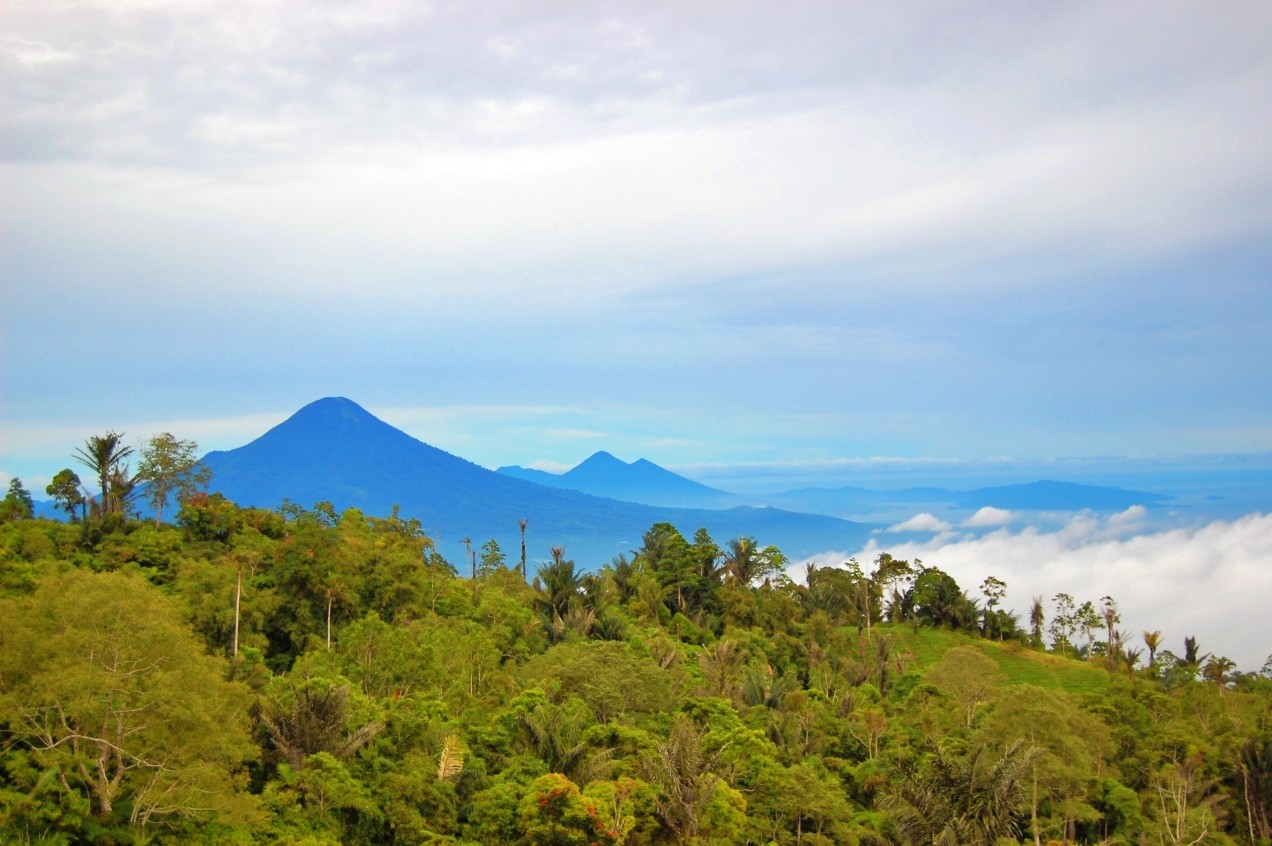 Pendakian Natal Gunung Mahawu dan Lokon - Page 4 of 4 - TeguhSudarisman.com
